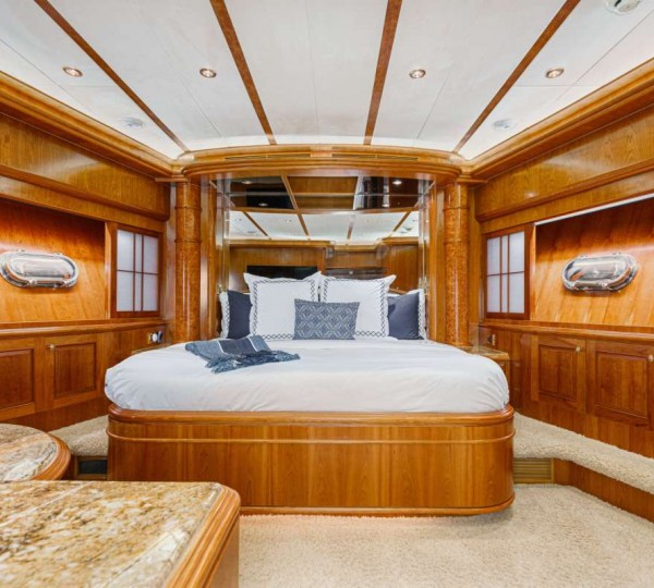 ALMOST THERE Yacht Charter Details, Horizon | CHARTERWORLD Luxury Superyachts